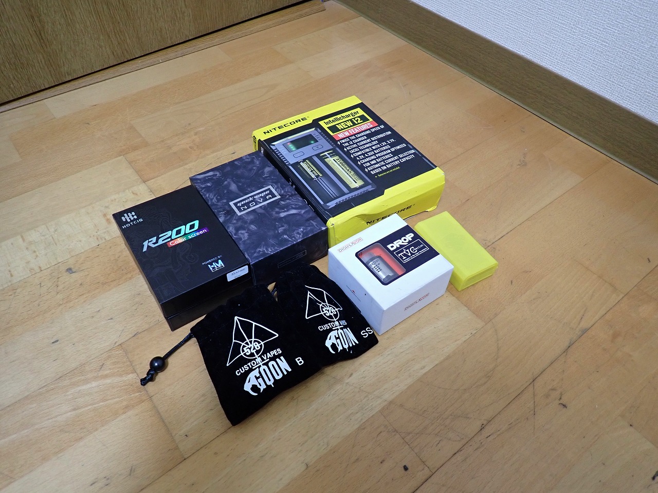 CUSTOM VAPES 528 GOON B SS DROP TVC REATION NITECORE intellicharger NEW ...