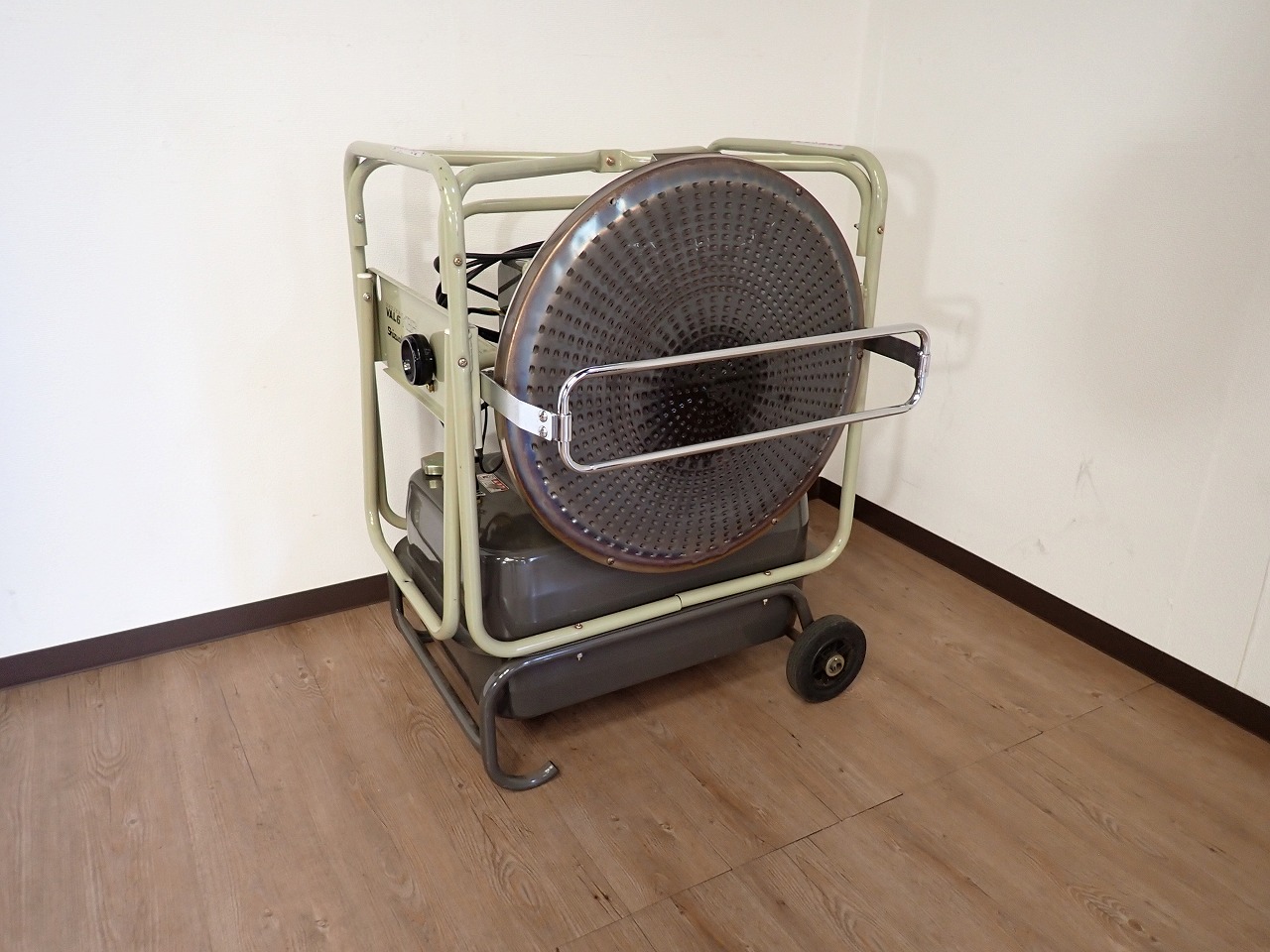 ジェットヒーター Shizuoka Seiki VAL6 KBS 静岡製機 石油ストーブ バルシックス 赤外線オイルヒーター 灯油 倉庫 63坪 - リサイクルショップ良品企画-買取実績